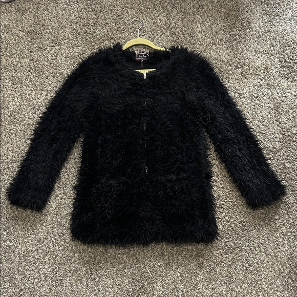 Love Tree | Jackets & Coats | Love Tree Black Fur Jacket | Poshmark